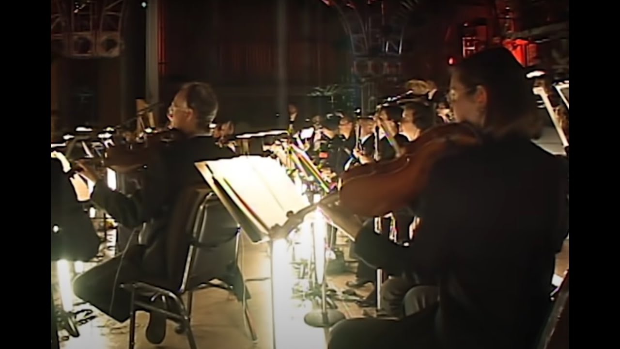 Metallica: "Bleeding Me" (Live) [S&M] - YouTube