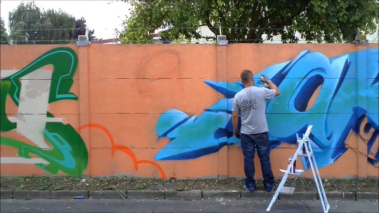 Inauguration du Mur de Graffiti à Lens X Ironlak - YouTube