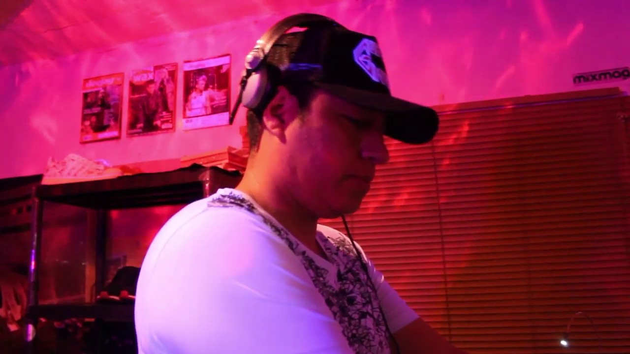 11 02 2020 Victor Lara - YouTube