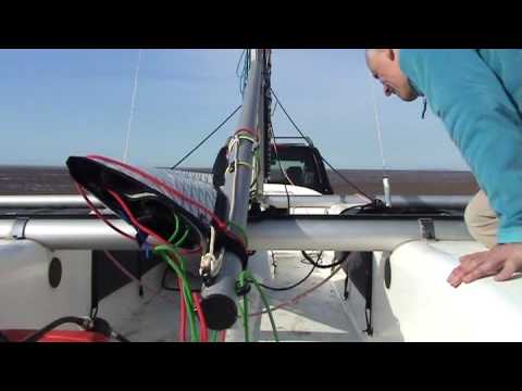 Magnum 21 rigging IN & OUT takes - sailing trimarans - YouTube