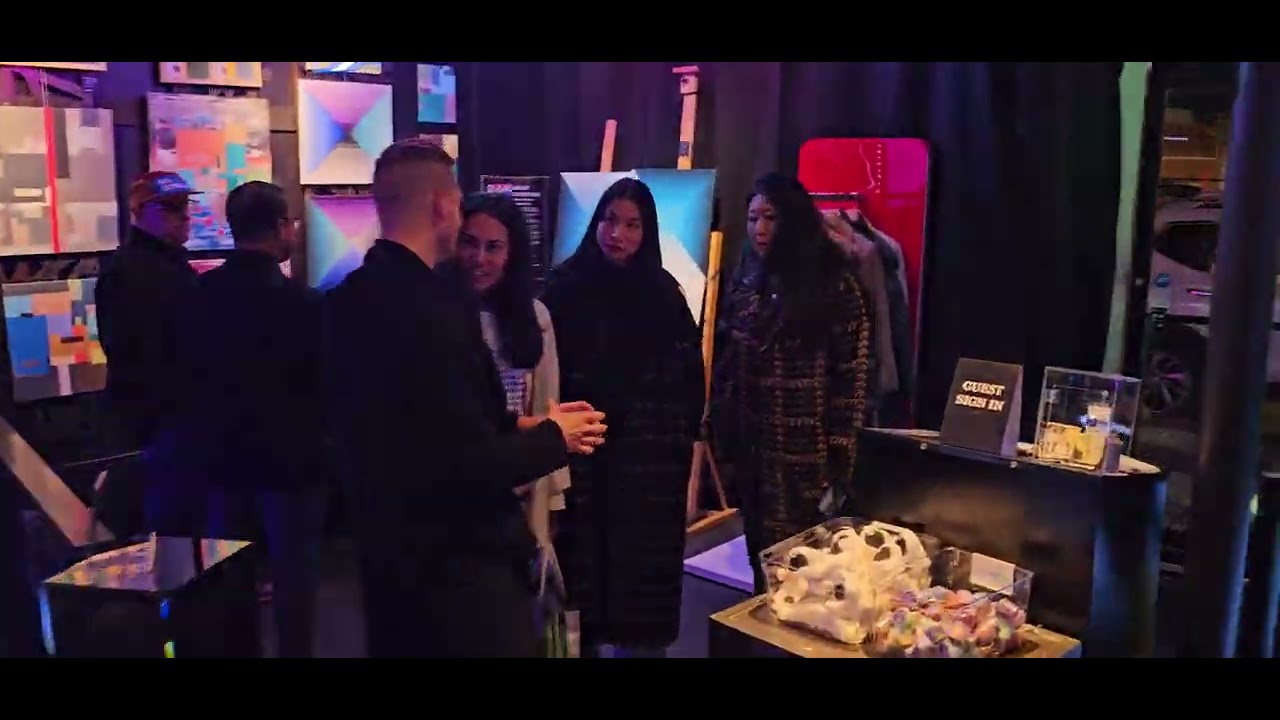 Art Exhibition Opening for Dan Sumner @EventHorizonVR - YouTube