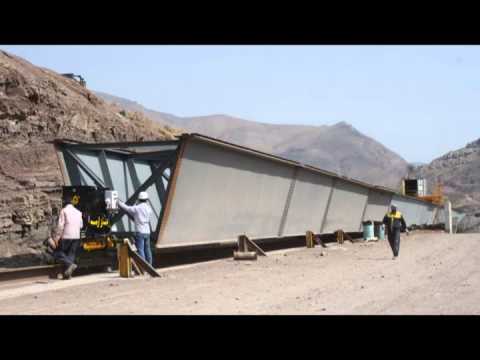 Incremental launching of steel box girder - YouTube