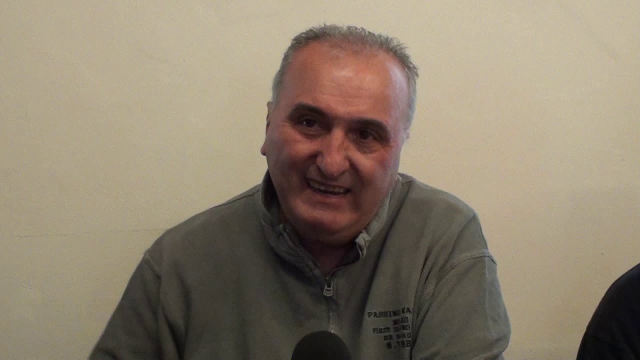 Intervista al candidato sindaco per Bore Giacomo Resmini - YouTube