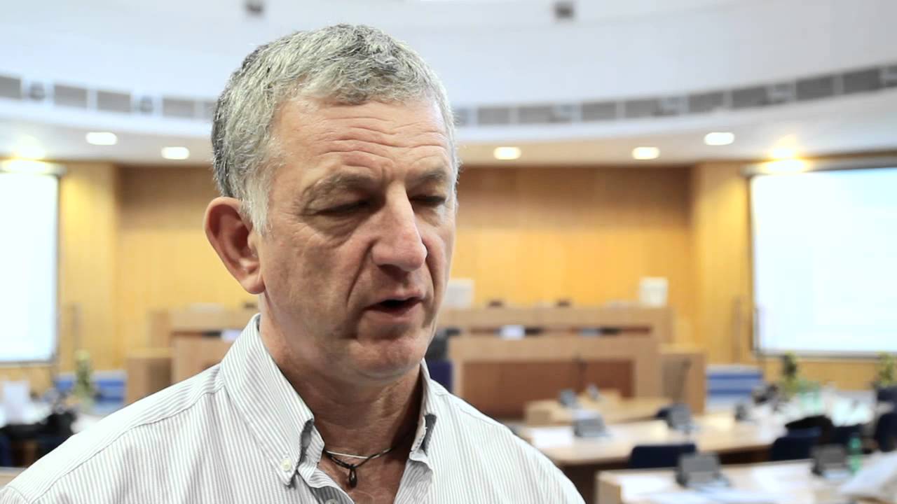 Work Package 4, Czech Republic, Professor Frank Rennie, University of ...