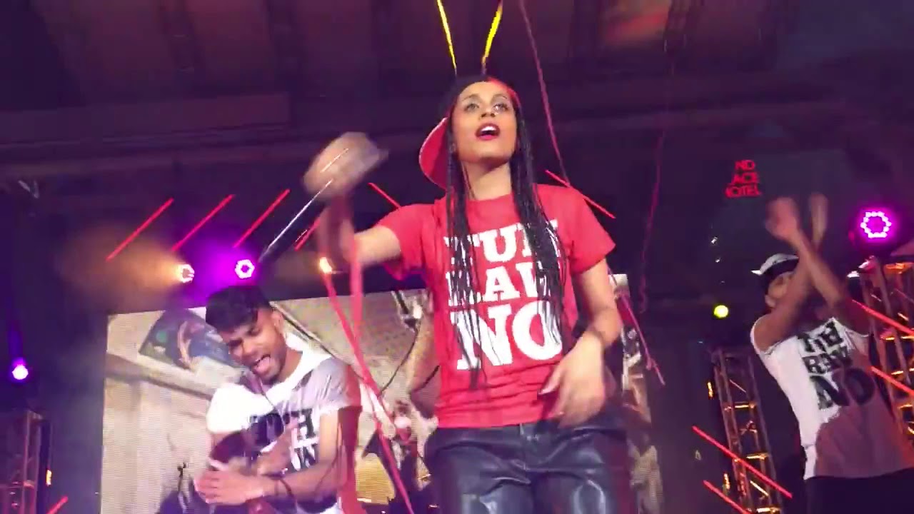 Toronto Youtubers | Youtube Fans At Buffer Festival Toronto - YouTube