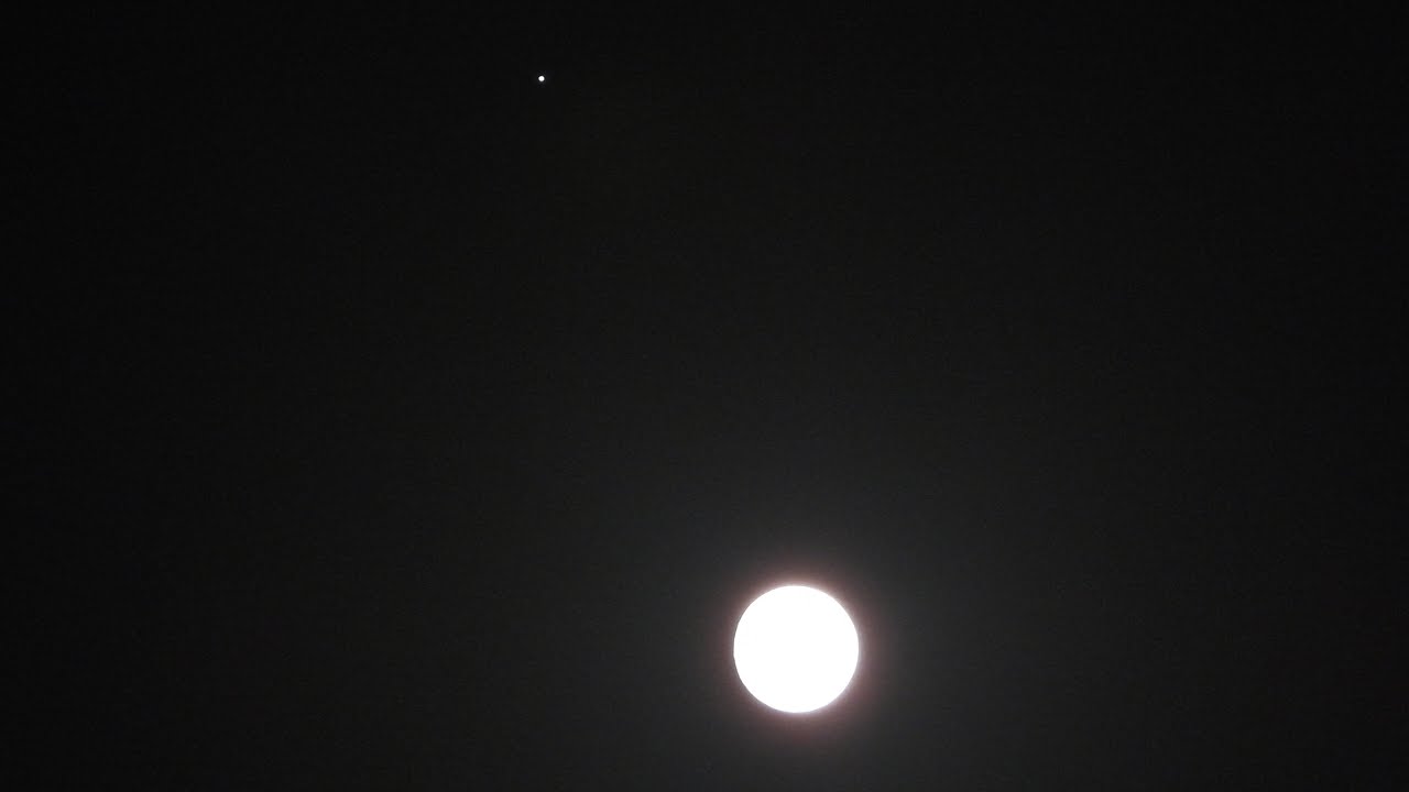 Conjunction of Jupiter & Moon / Conjunção Lua e Jupiter (NIKON P1000 ...