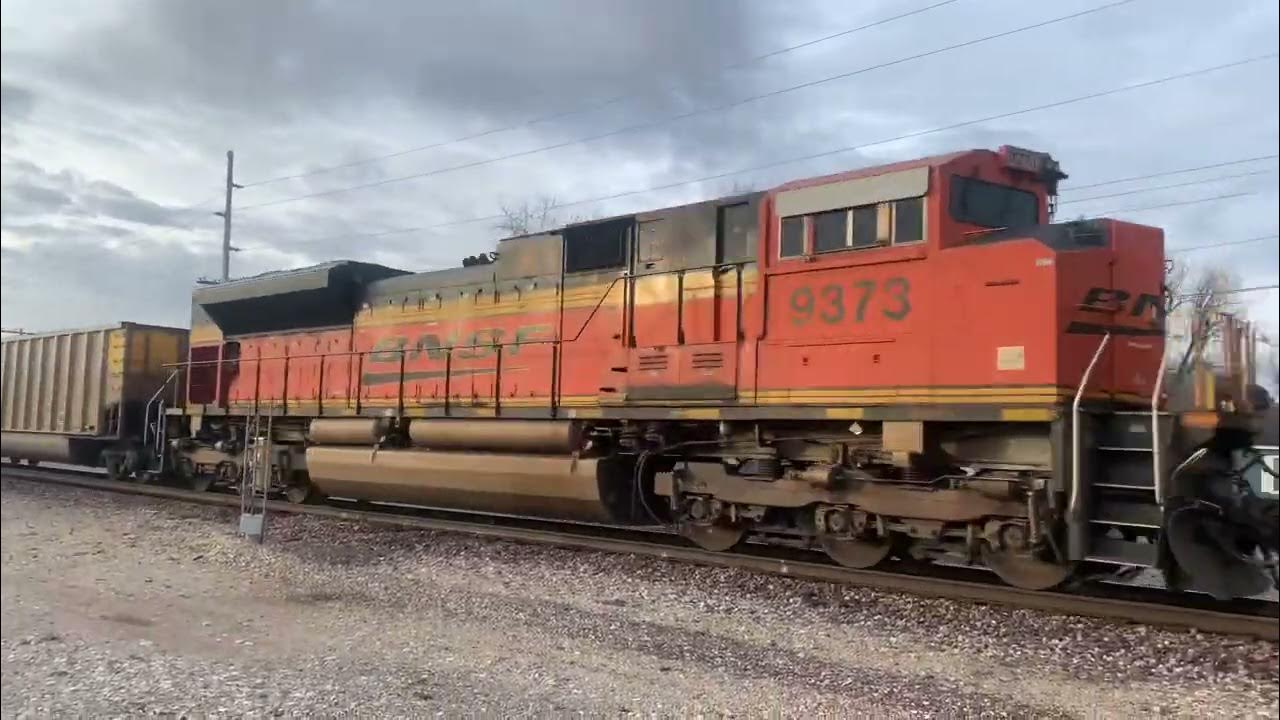 1-9-2024 all Sd70ace BNSF Coal Train With ThunderCab - YouTube