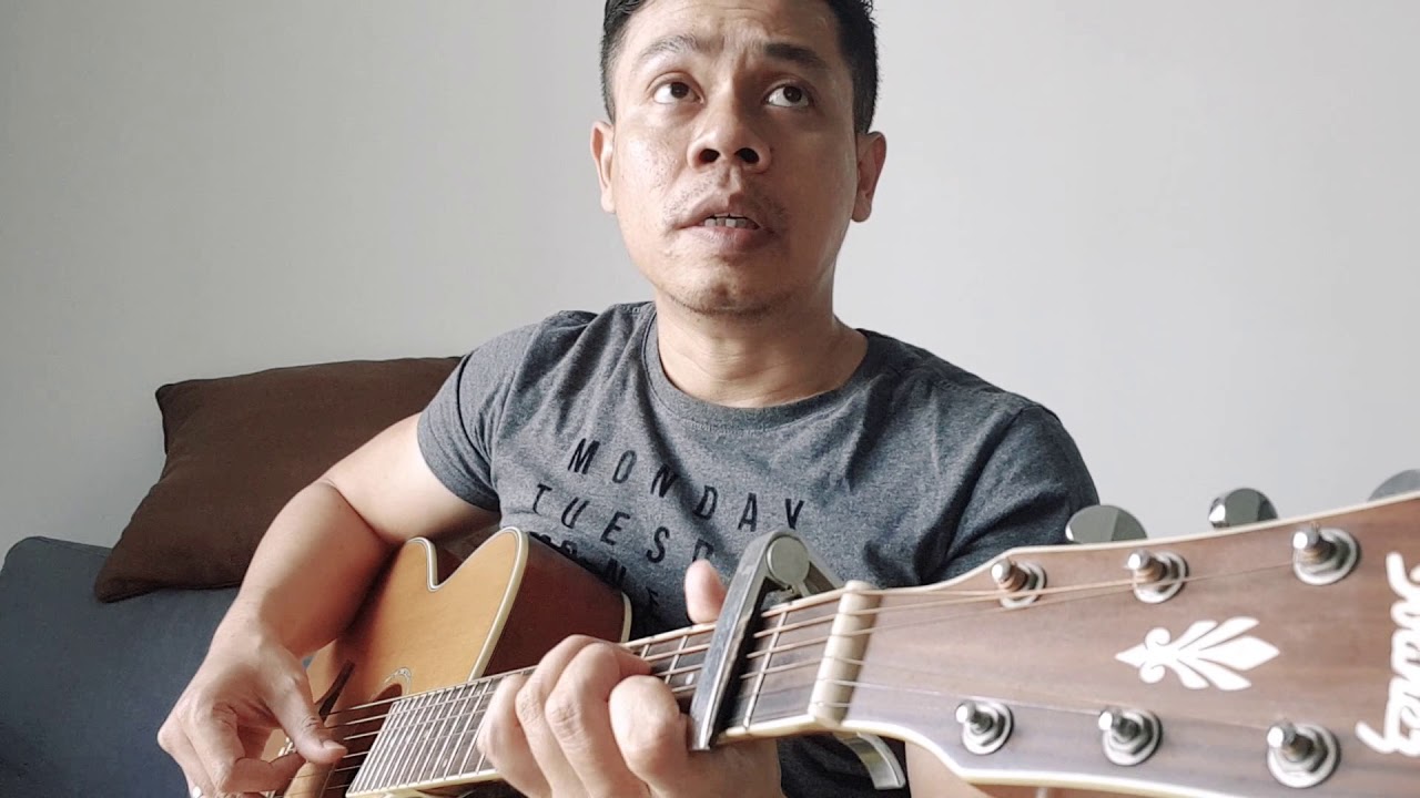 Luqman Faiz - Kepuraanmu (Acoustic Cover) - YouTube