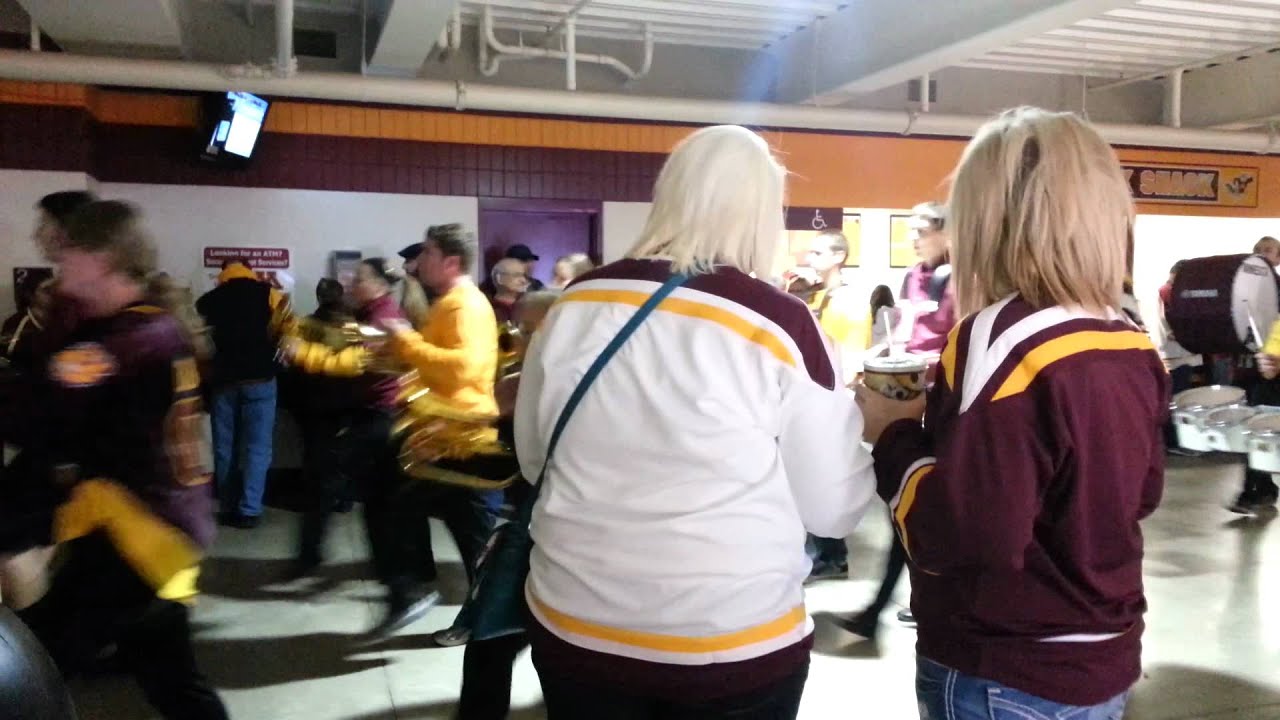Minnesota Gopher Hockey Marching Band - YouTube