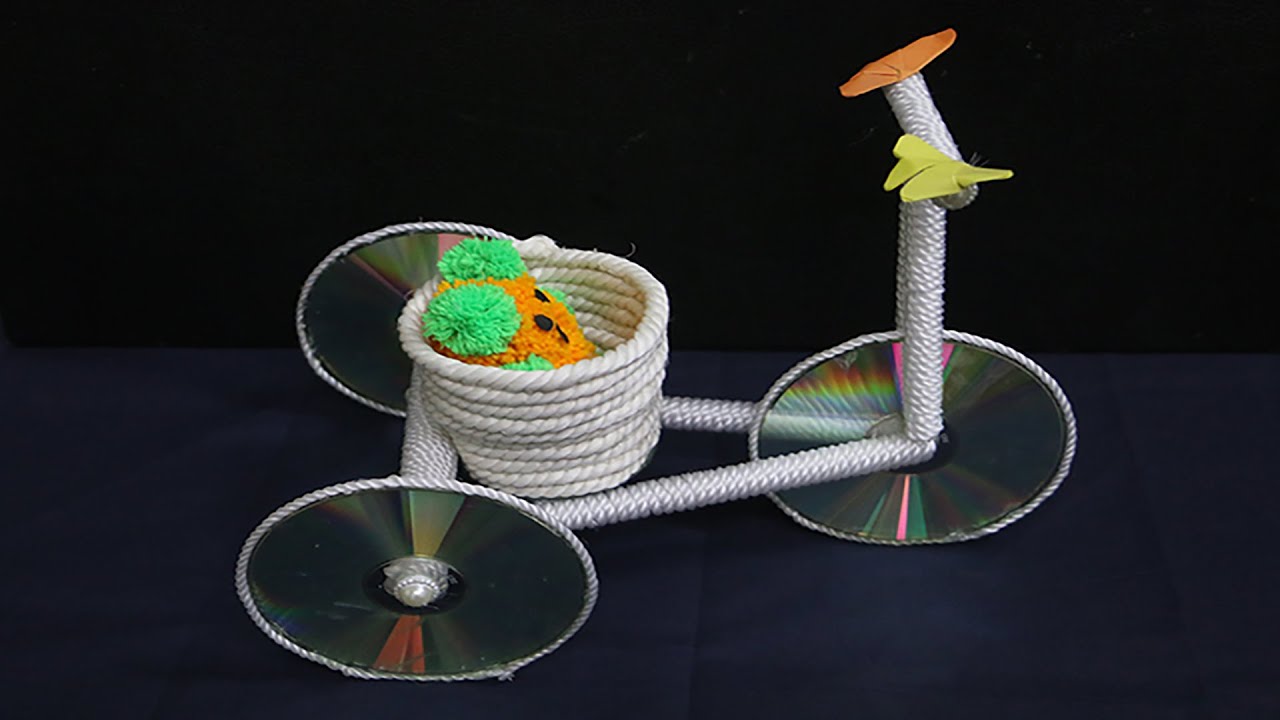 DIY Cycle Using Old CDs - YouTube