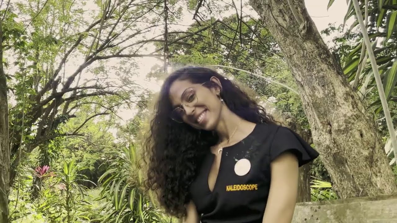 Alter'actrice - Portrait #3 - Cassandra BERENICE - KALEIDOSCOPE - YouTube