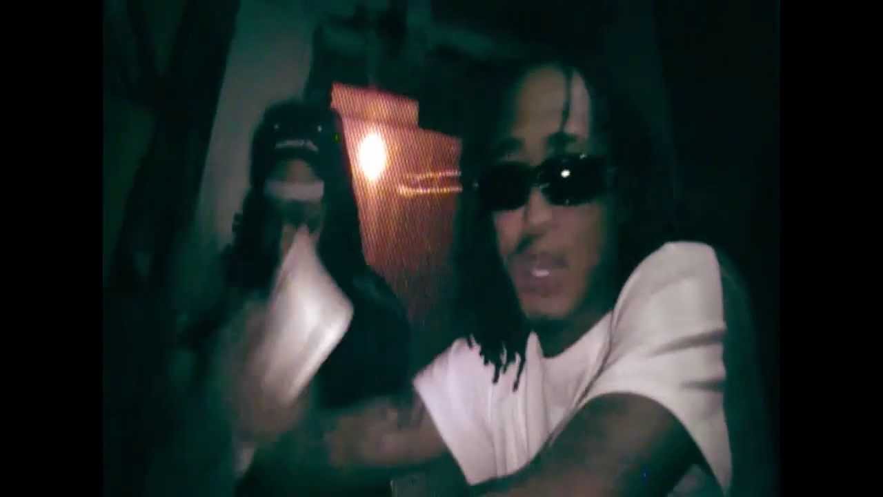 El' Ray X Pc Platinum Child - |For A Minute| Official Video - YouTube