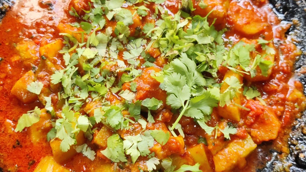 Kathiyawadi Tawa Mix Veg | Tawa Vegetable Restaurant Style | तवा सब्जी ...