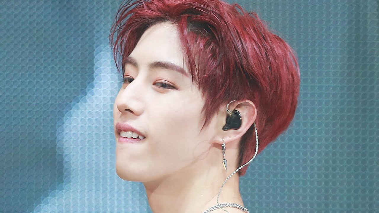 GOT7 Mark New Style And Lovely Face On New Year 180101 - YouTube