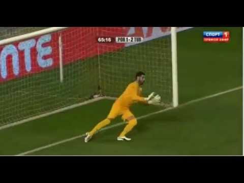 Volkan   Ronaldo'nun Penaltı Atışını Kurtardı   ( Volkan Demirel vs Ronaldo (Penalty)