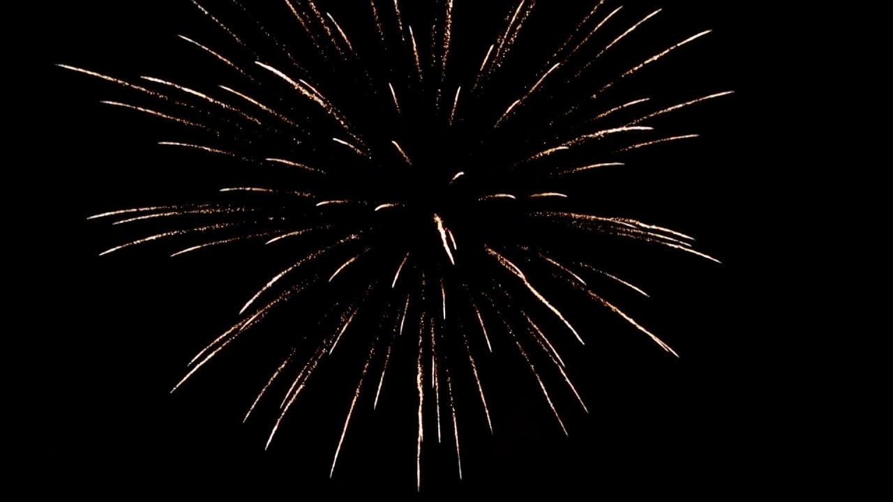 06165 4inch shells Assortment 1 Red Wire Fireworks Xena Vuurwerk - YouTube