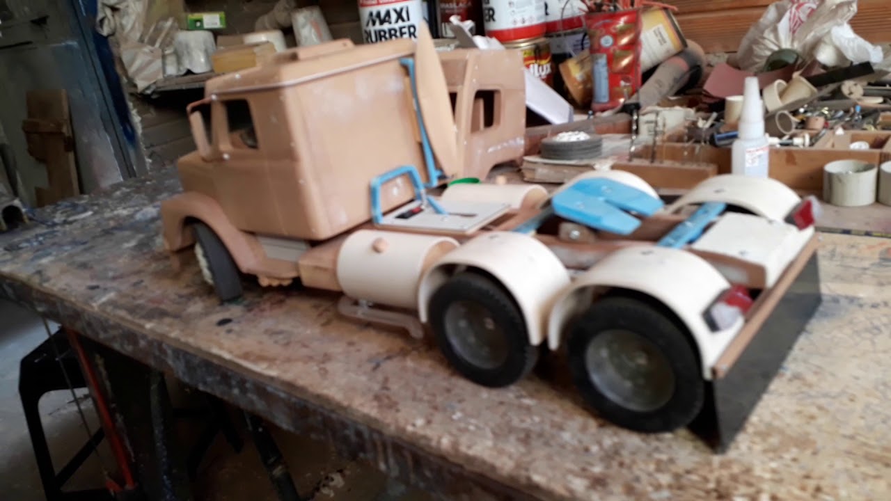 MINIATURA SCANIA 111S MINI TRUCK - YouTube