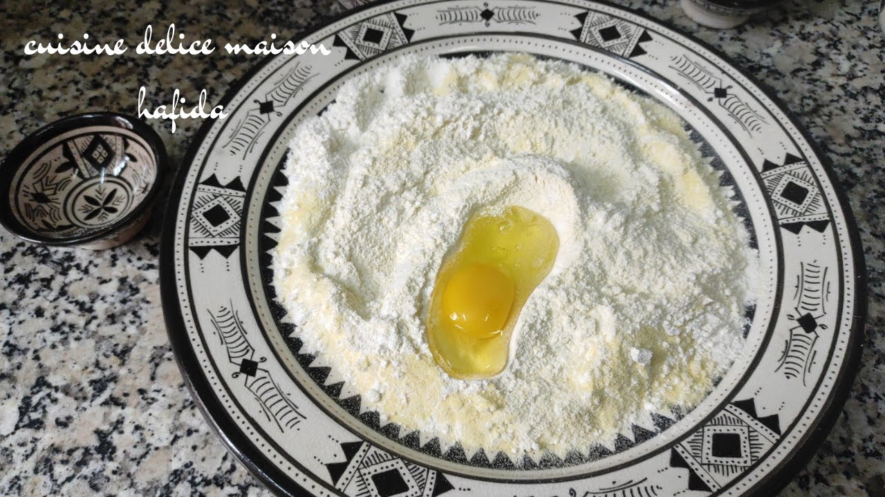 recette délice de Msemen farci au four à la kefta et poivron مسمن بحشوة ...