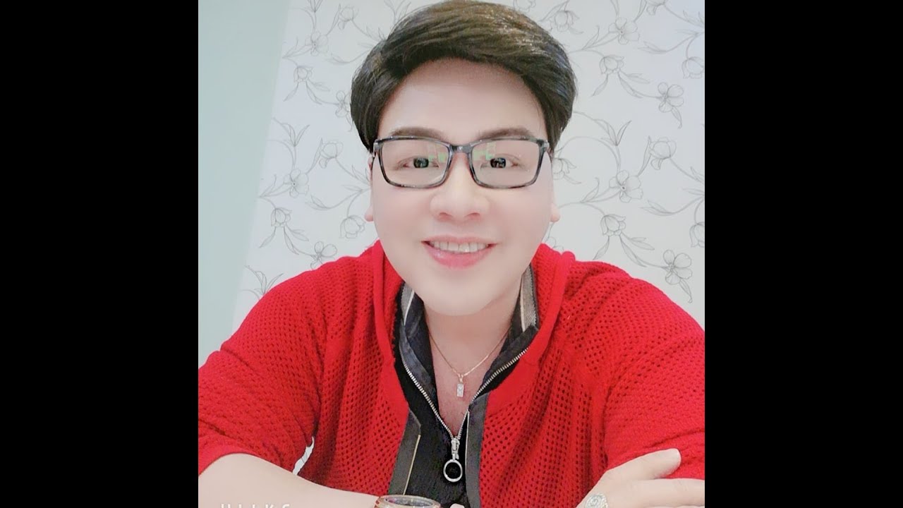 Interview w/ Qatar-based Filipino Fashion Designer RAINIER LIM - YouTube