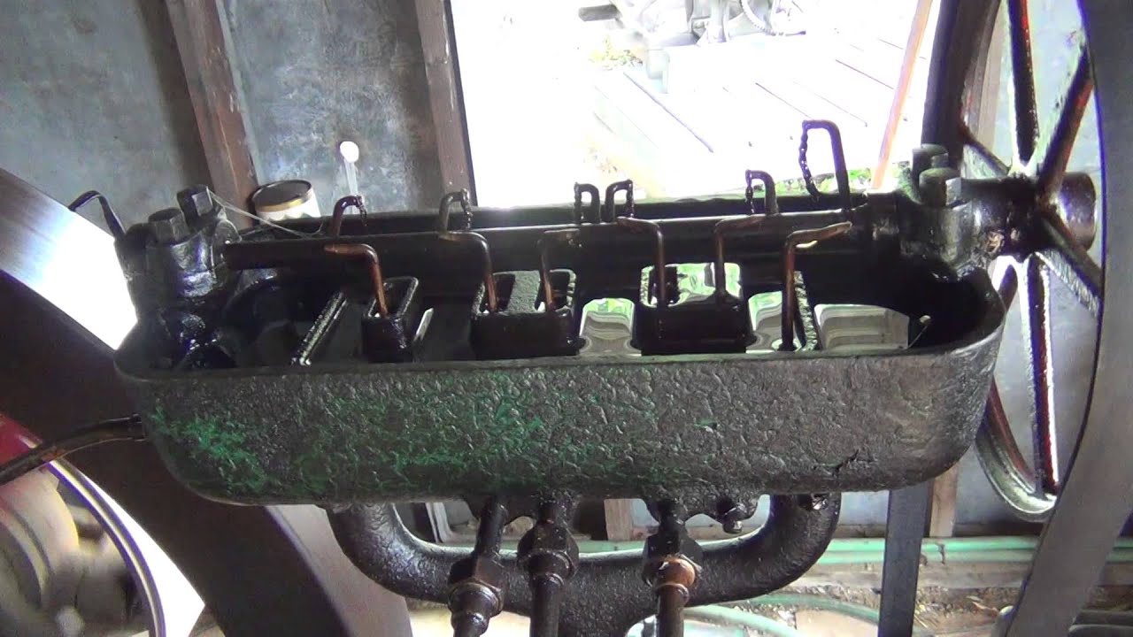 Klein Model 2 engine and 3 piston pump - YouTube