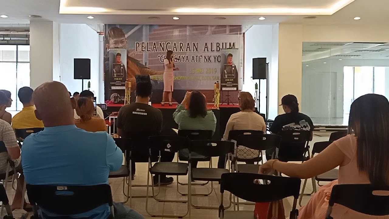 Jelungan-Nathalie Anik..#pelancanalbumgeregayaati"NKYONGAI" - YouTube