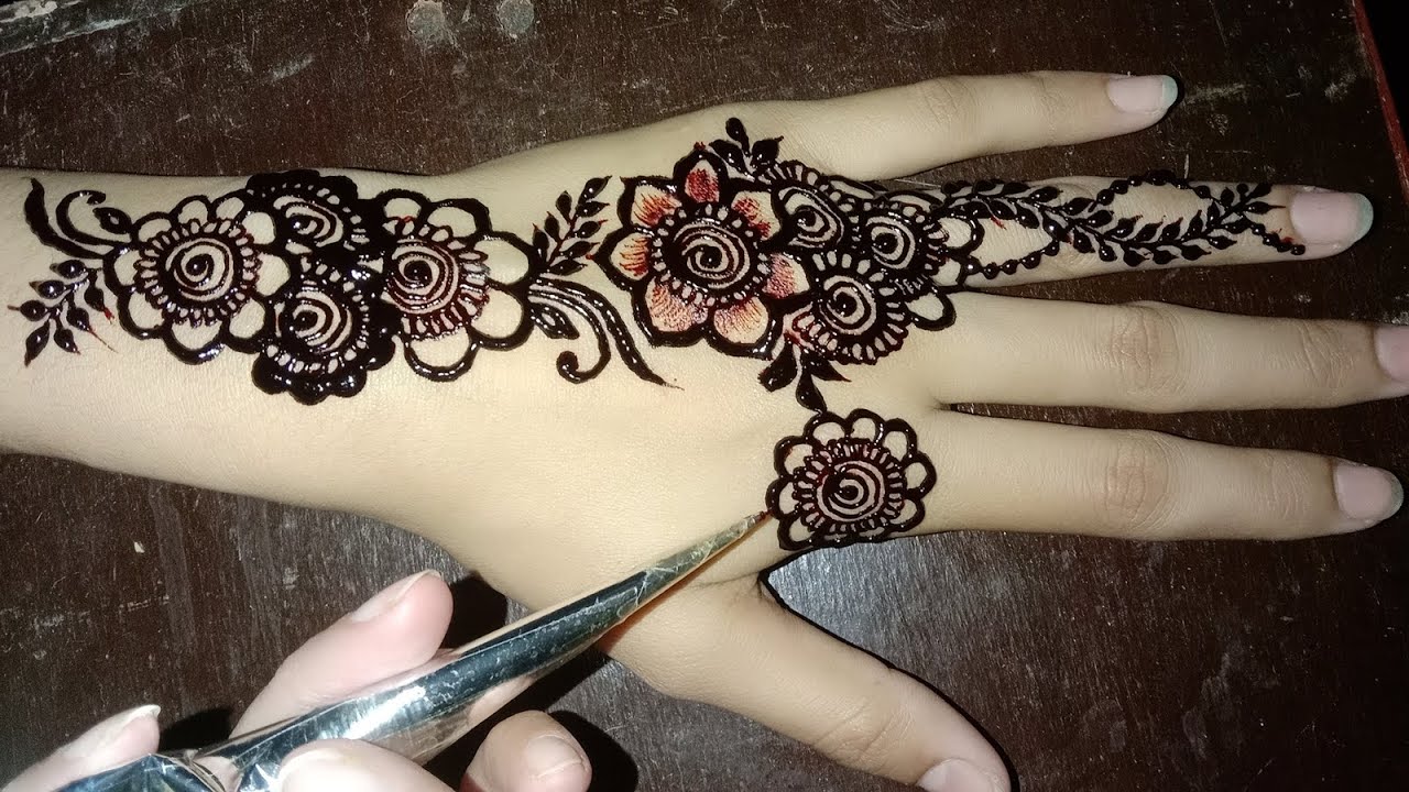 Very stylish and easy mehndi design for girls-Easy mahdi ka dezain ...