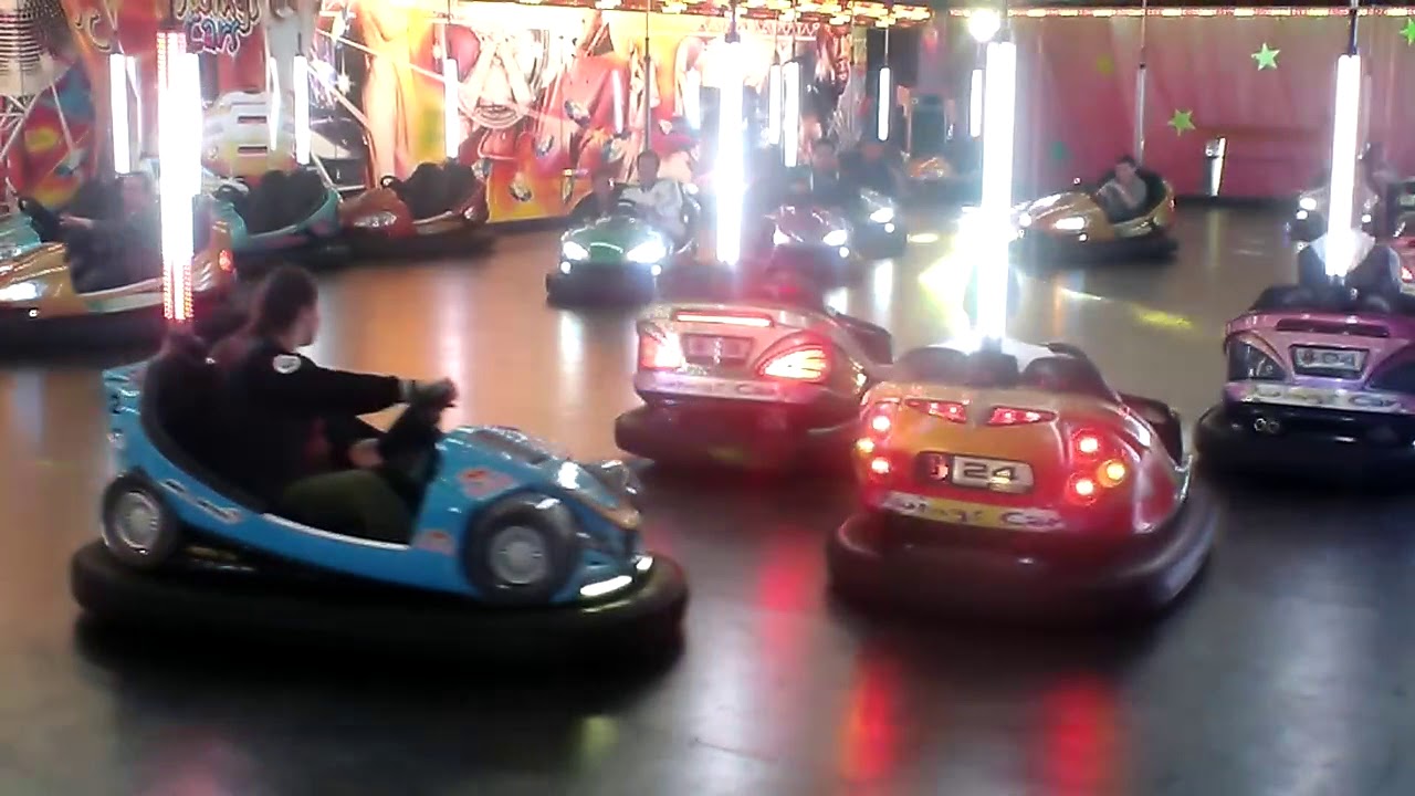 AUTO SCOOTER SWING CARS - YouTube