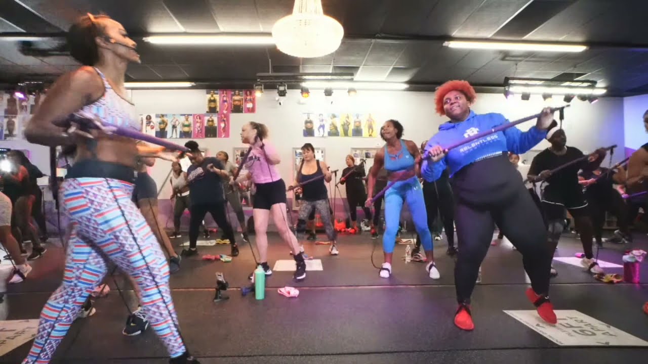 Reggie C Fitness - Roc Bar Workout | Full Body Workout - YouTube