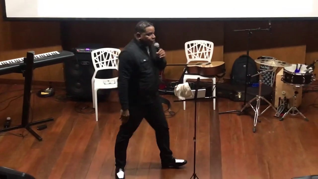 Monólogo “Cosas que extraño de la vida de soltero” , por Brandy Berroa ...