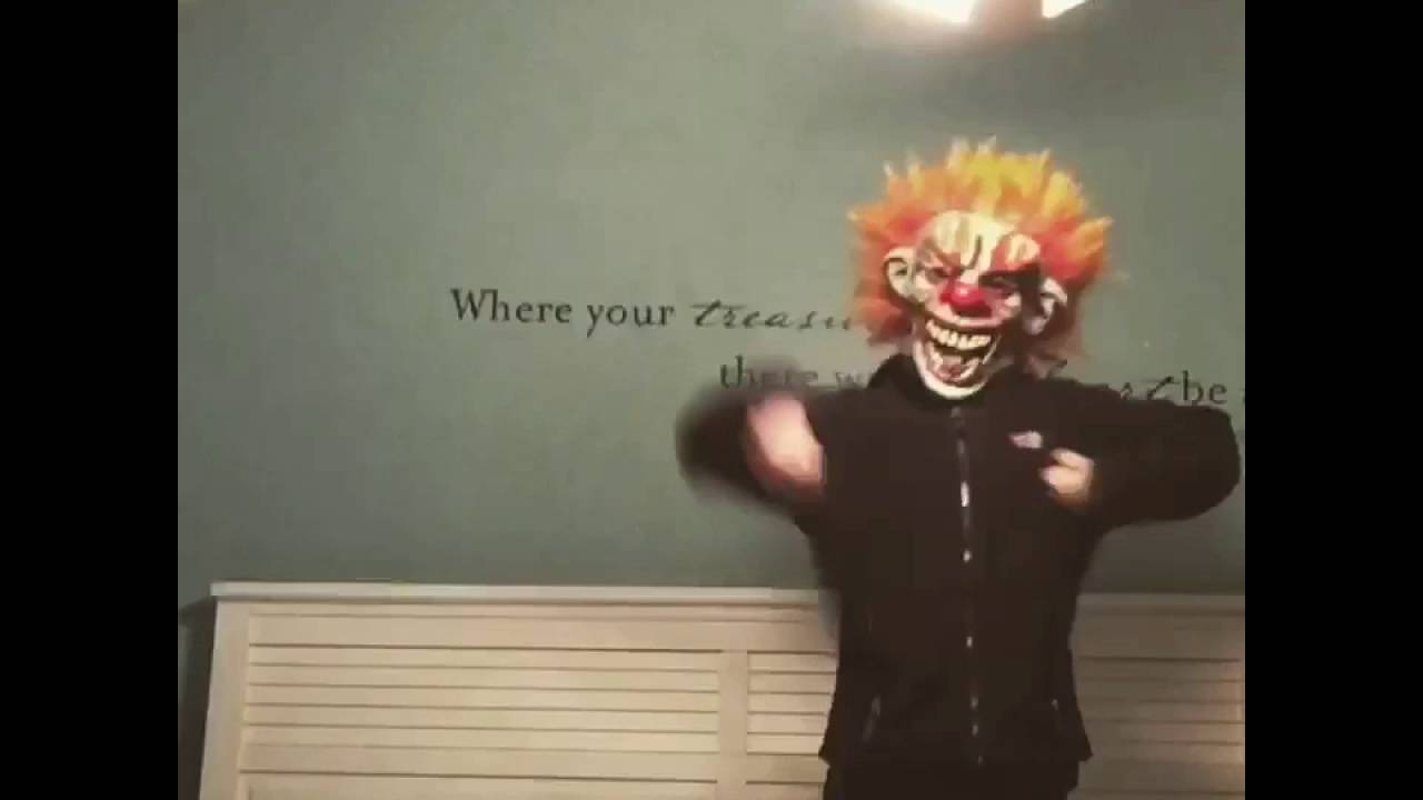 Scary clown Ju Ju on the beat - YouTube