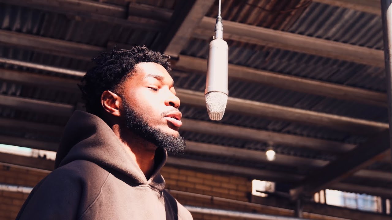 P-Trill - churchill downs freestyle (Mic Performance) - YouTube