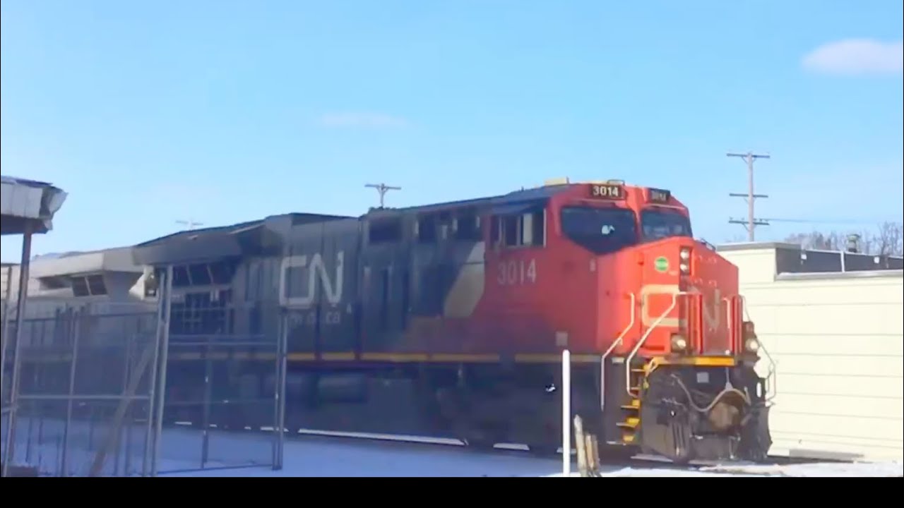 I got CN 3014 again!( With CN 3979 trailing!) 69 cars! ️ - YouTube