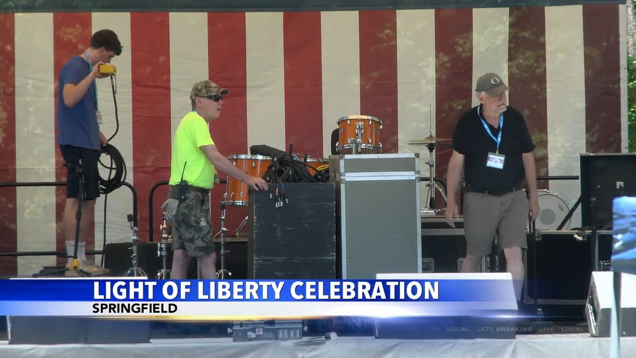 Light of Liberty Celebration brings tons of folks to Island Park - YouTube