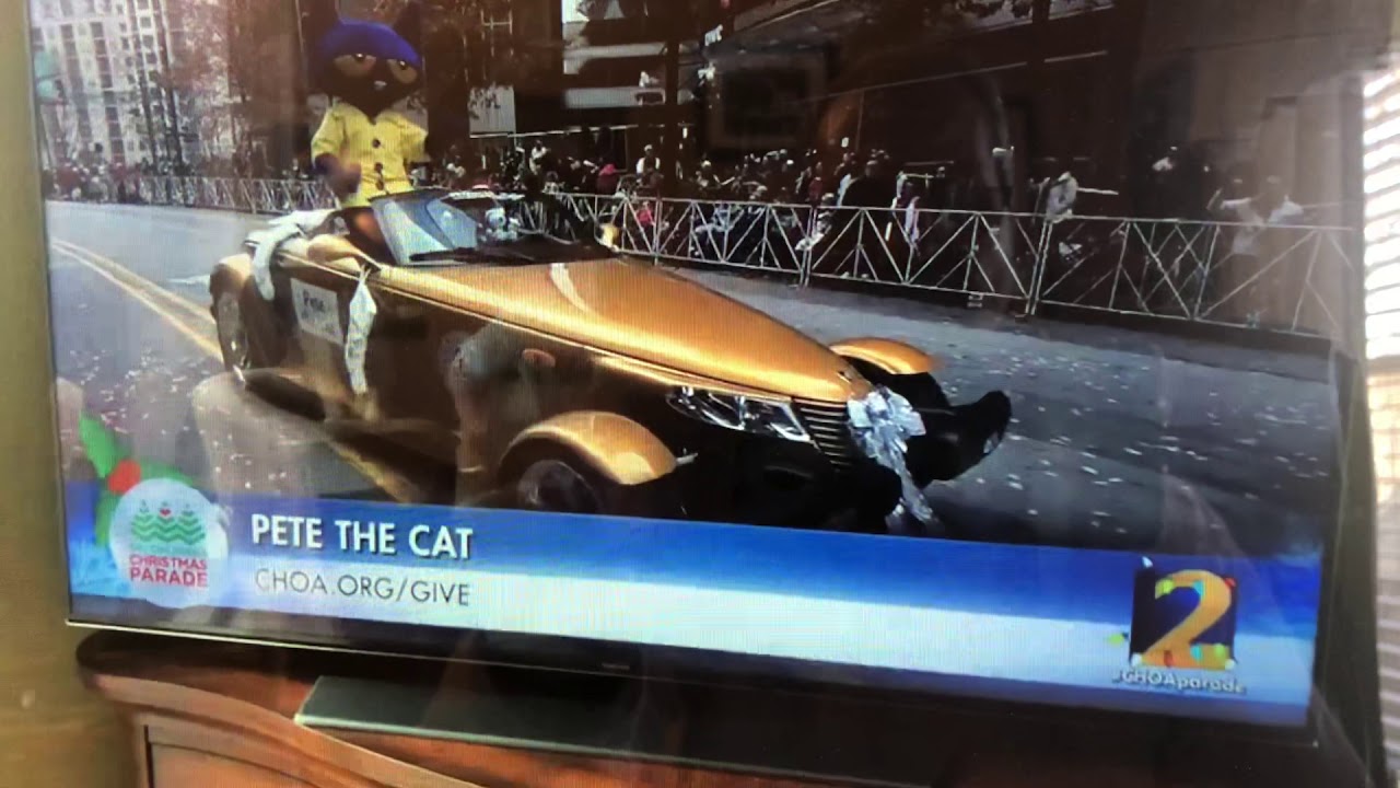 2019 Atlanta CHOA Christmas parade - YouTube