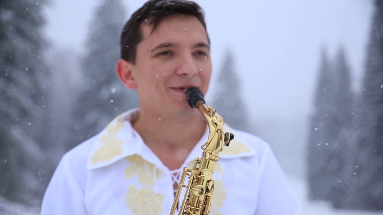 Mile Povan - Mandră-i seara de Crăciun (Colinde 2017) - YouTube