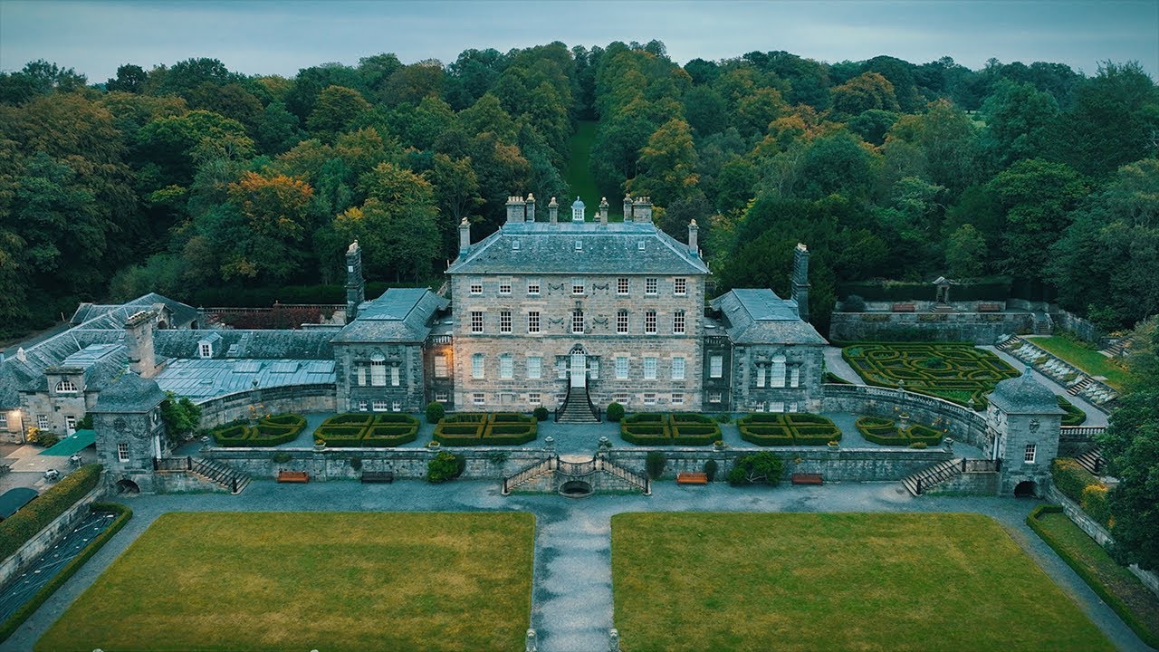 This 270-Year-Old Building Has a High-Tech Secret - YouTube