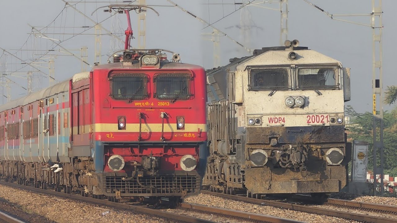 Diesel | And | Electric Daily TRAINS WAP 4+WDP4 INDIAN RAILWAYS DAUSA ...
