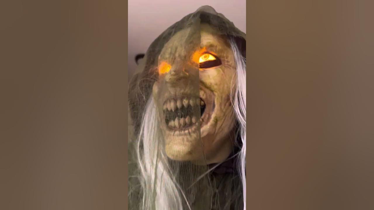 Spirit Halloween’s Towering Tallulah - Tekky Design 2024 - YouTube