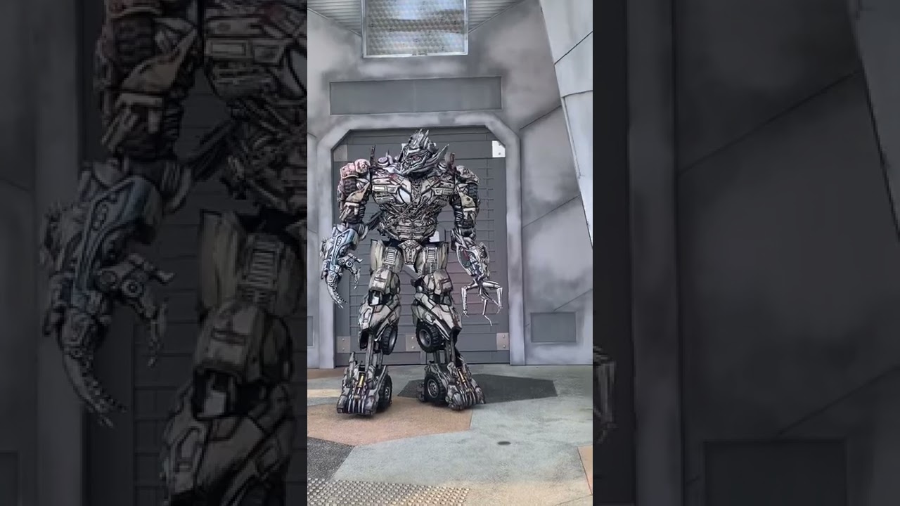 Megatron in Universal Studios Singapore | Transformers #Shorts - YouTube