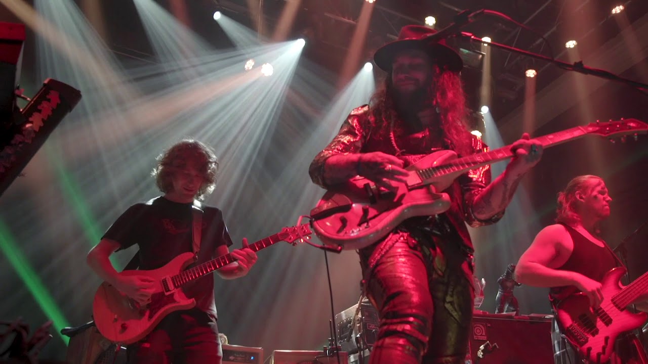 Twiddle - Apples w/ Jeremy Schon 10.26.2018 Washington DC - YouTube