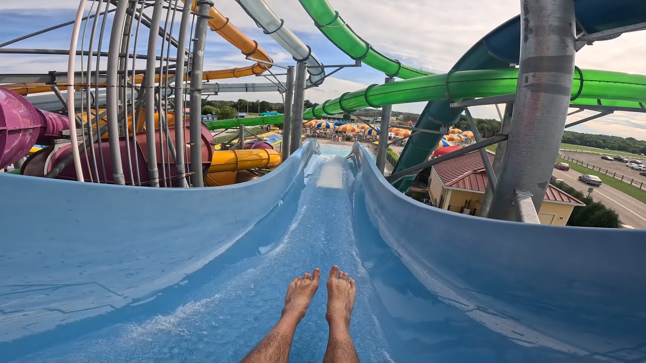 Tropical Plunge (innertube double down slide) at Kings Island's Soak ...