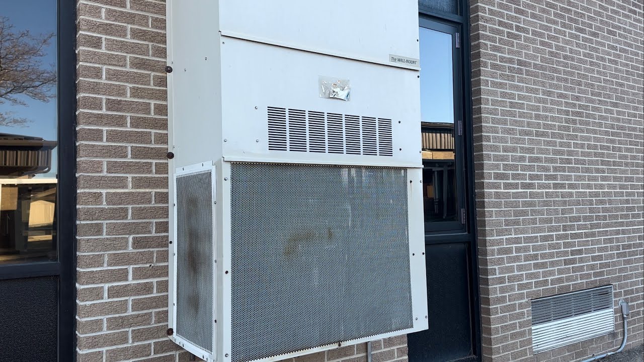 2000 4 Ton Bard Wall Hung Heat Pump | Full Defrost Cycle w/ Steam - YouTube