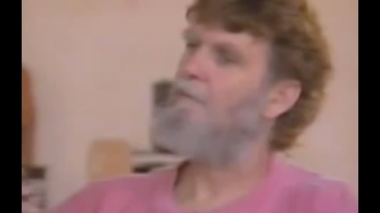 Bill Lishman "father goose" (fly away home) - YouTube