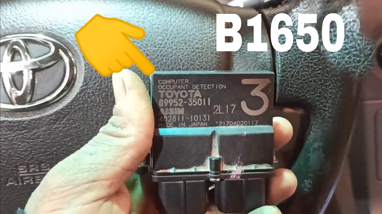 Toyota Sequoia Airbag light on //# B1650 #toyota B1650 - YouTube