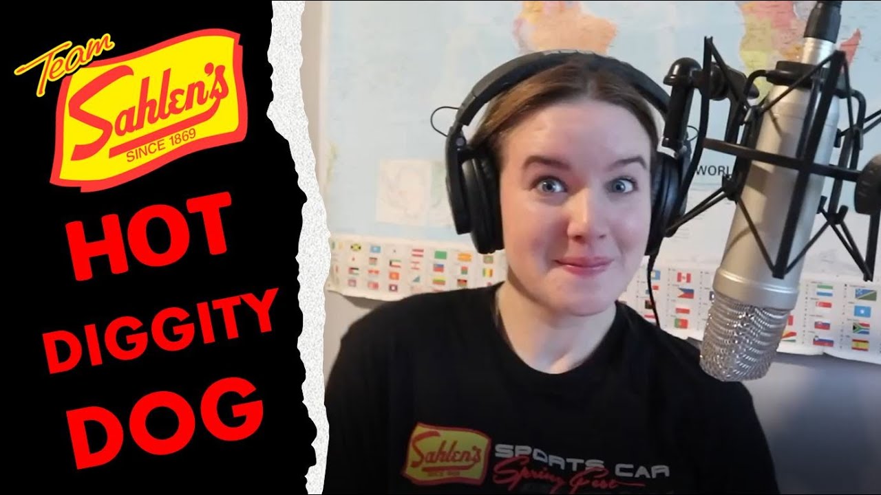 Alexis Connolly sings a Sahlen's Hot Diggity Dog diddy - YouTube