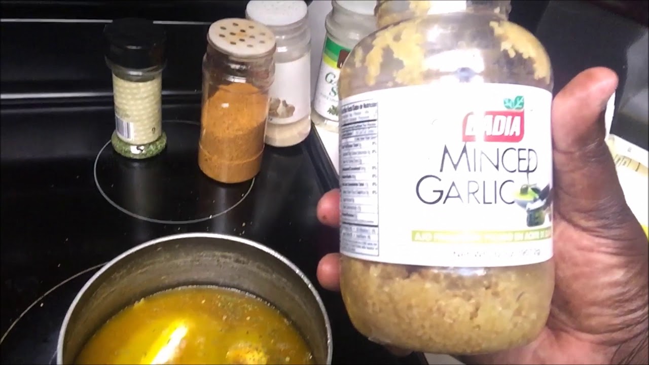 Blue Garlic Crabs - YouTube