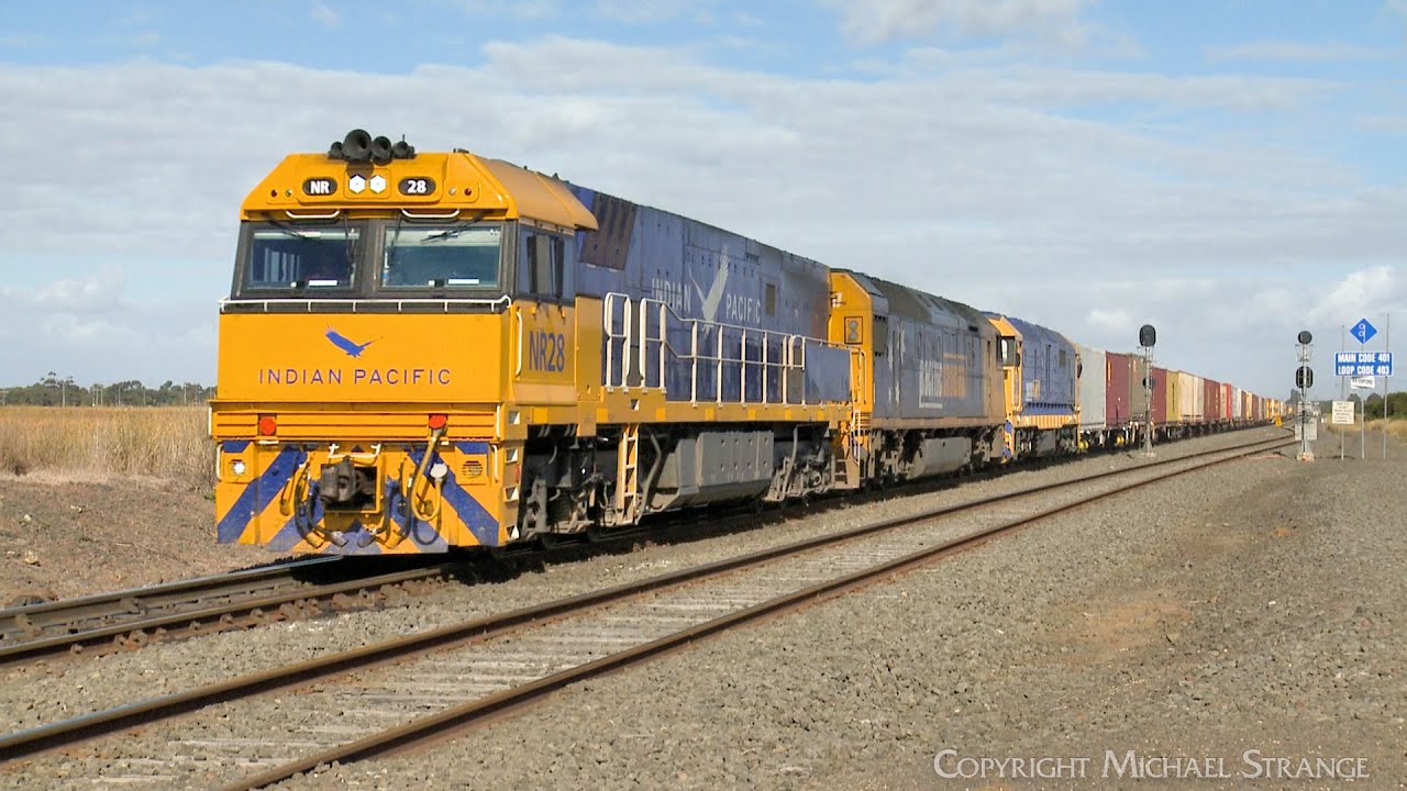NR28 AN8 8108 Lead 3AM5 Pacific National Container Train (14/2/2024 ...