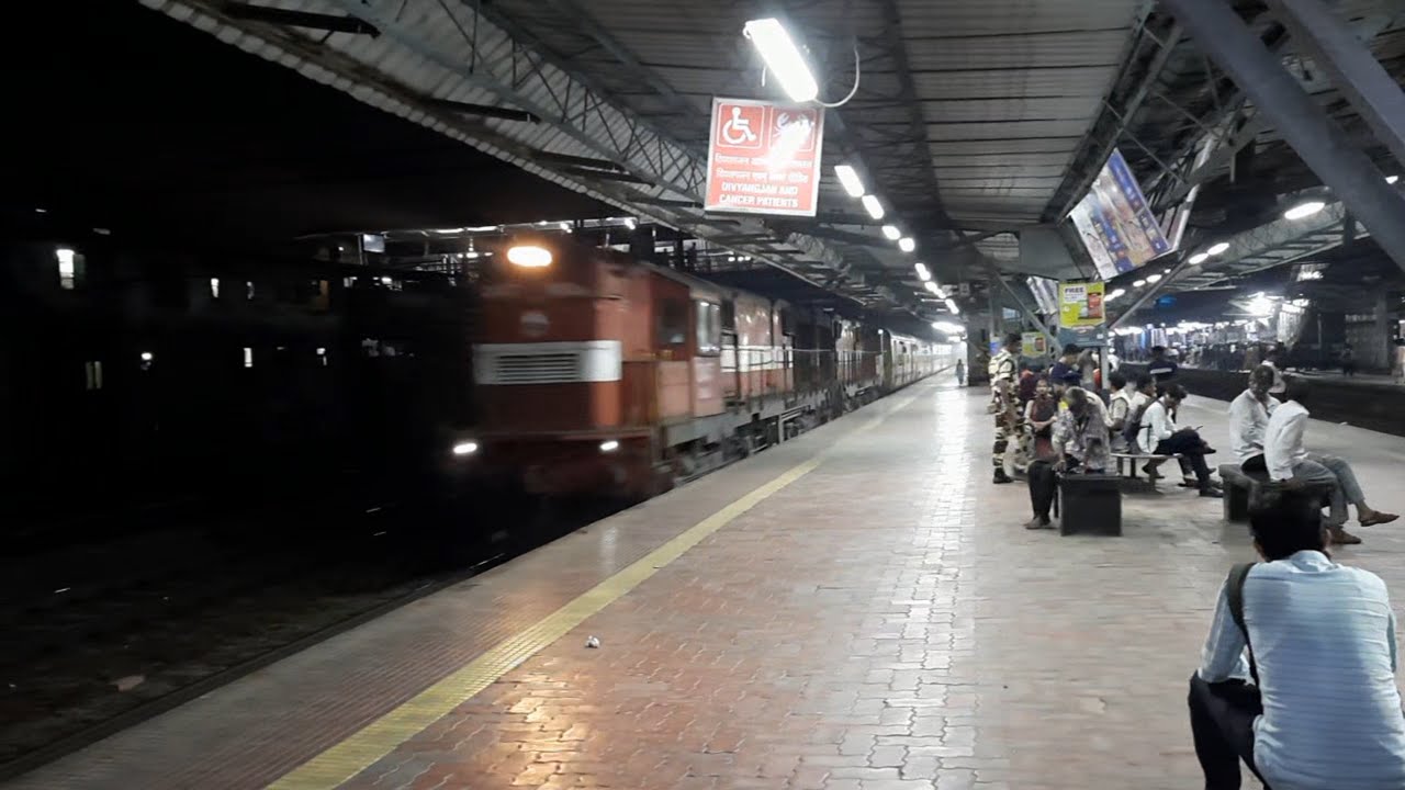 Duel Engine Express & Duel Engin Goods Train #express #dombivli - YouTube