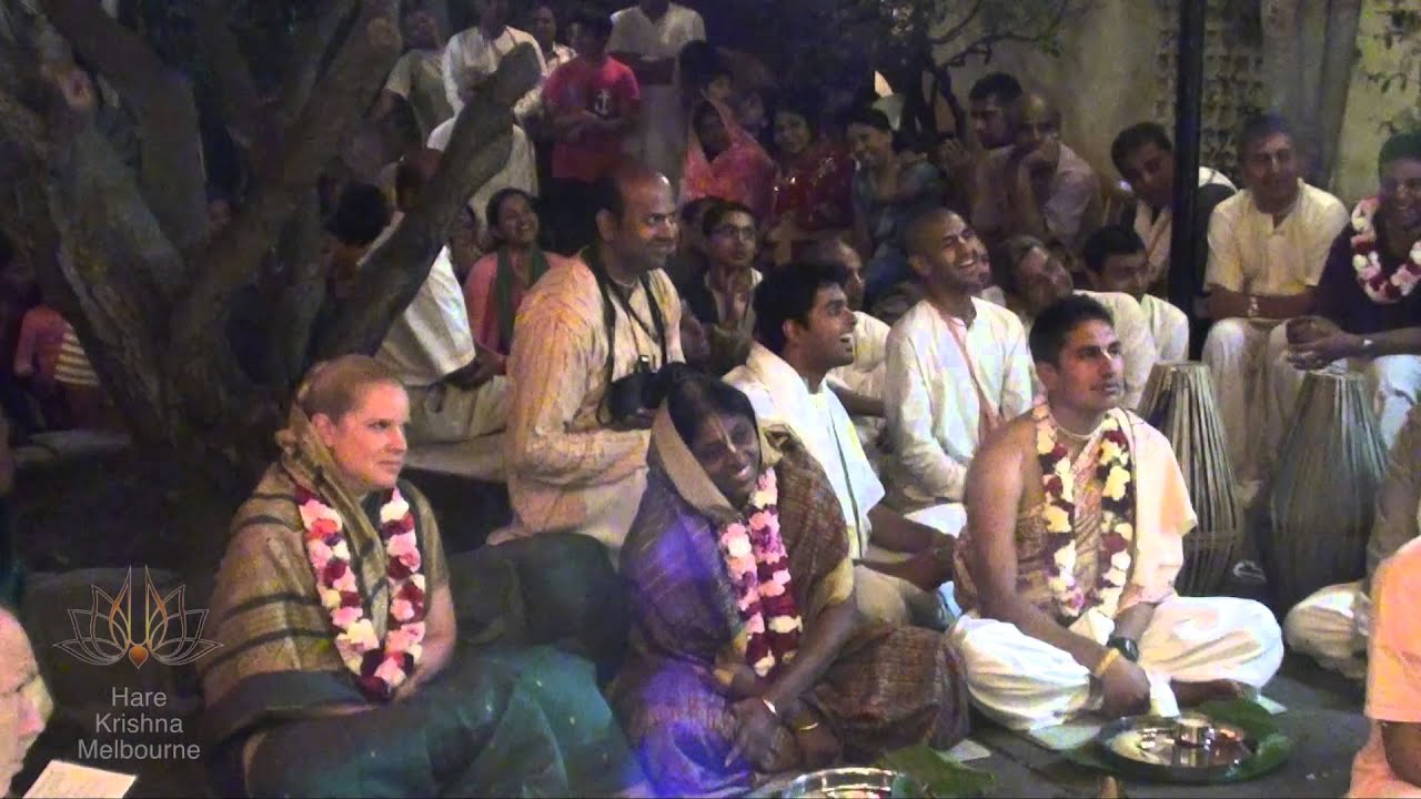 HH Jayapataka Swami Initiation Ceremony 26-12-2013 - YouTube