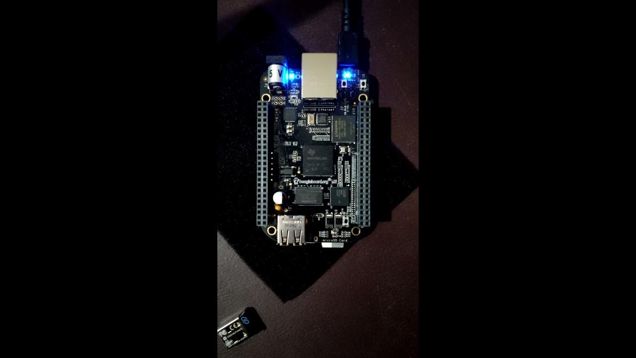 BeagleBone Black LED pattern while flashing - YouTube